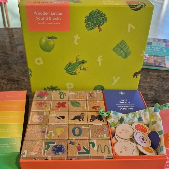 LOVEVERY | Toys | Lovevery Learning Letter Sounds Reading Skill Set ...